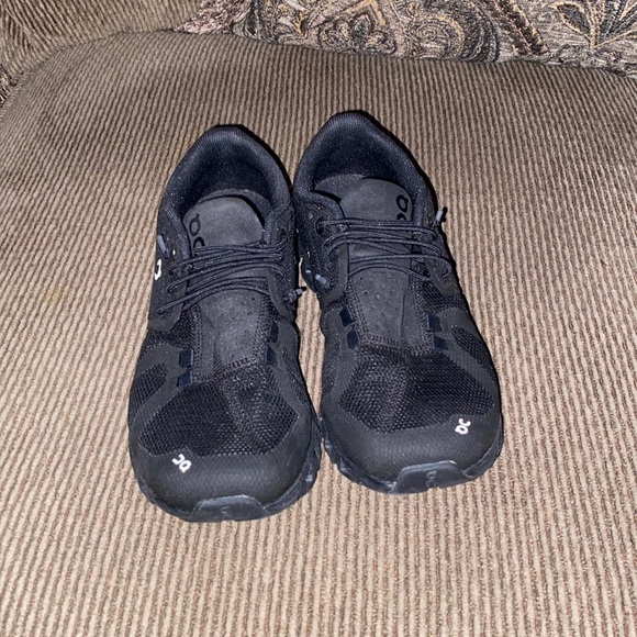 On Running | Shoes | Oncloud Shoes All Black | Poshmark